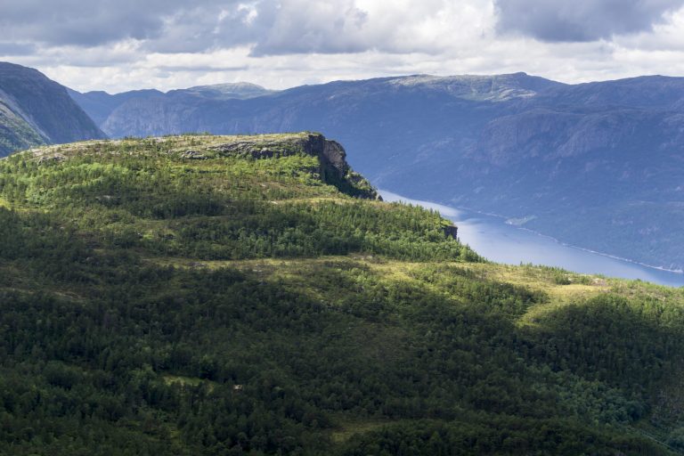 Outdoorlife-Norway_Florli-4444-Stairs-Hike_02 | Explore Lysefjorden